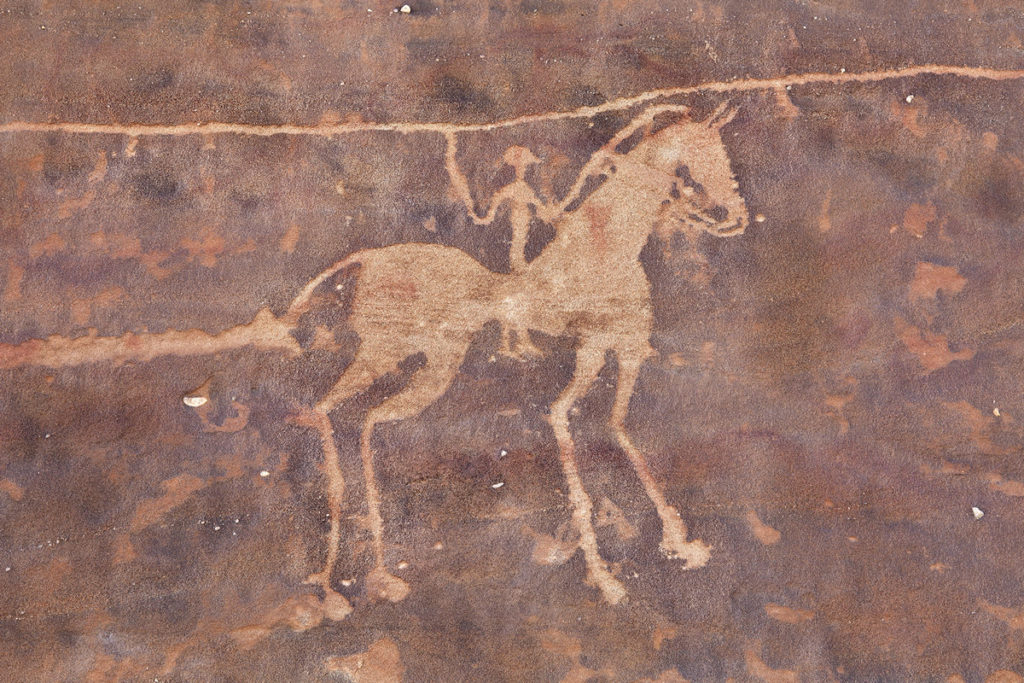 Jabala 2 cavalryman, Tayma - Arabian Rock Art Heritage